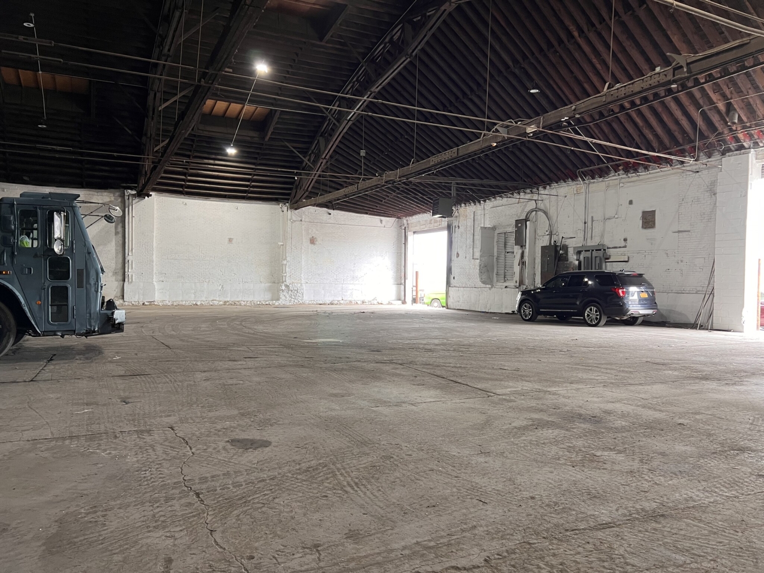 Warehouse and industrial | Office space for lease in Manhattan, NYC ...
